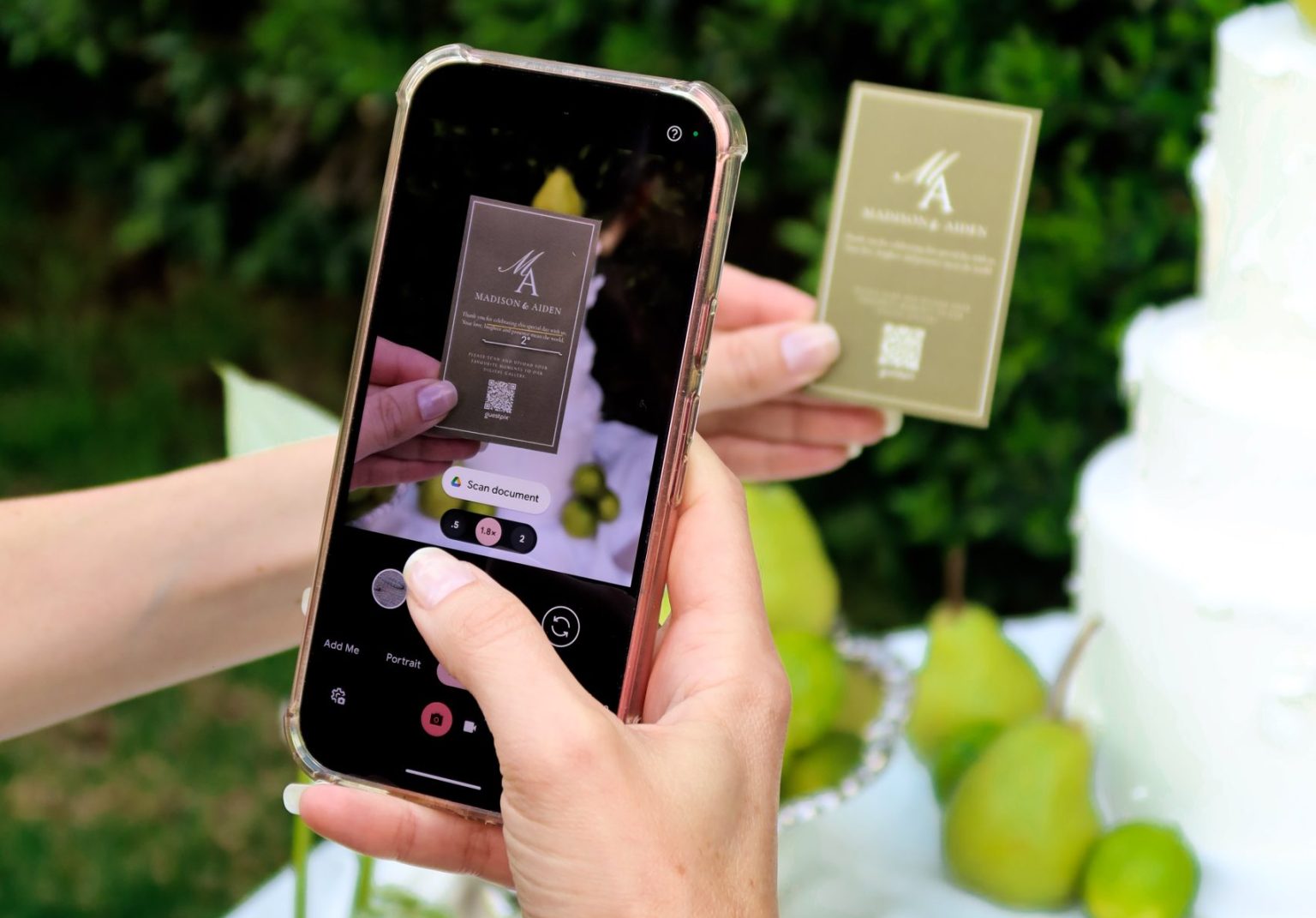 QR Code Wedding Photos & Guest Photo Sharing | GUESTPIX